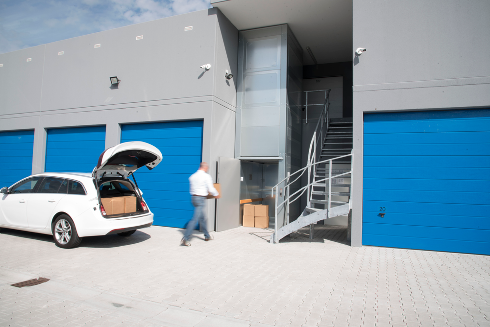 Why Goods Lifts Matter and Improve Efficiency in Warehouses