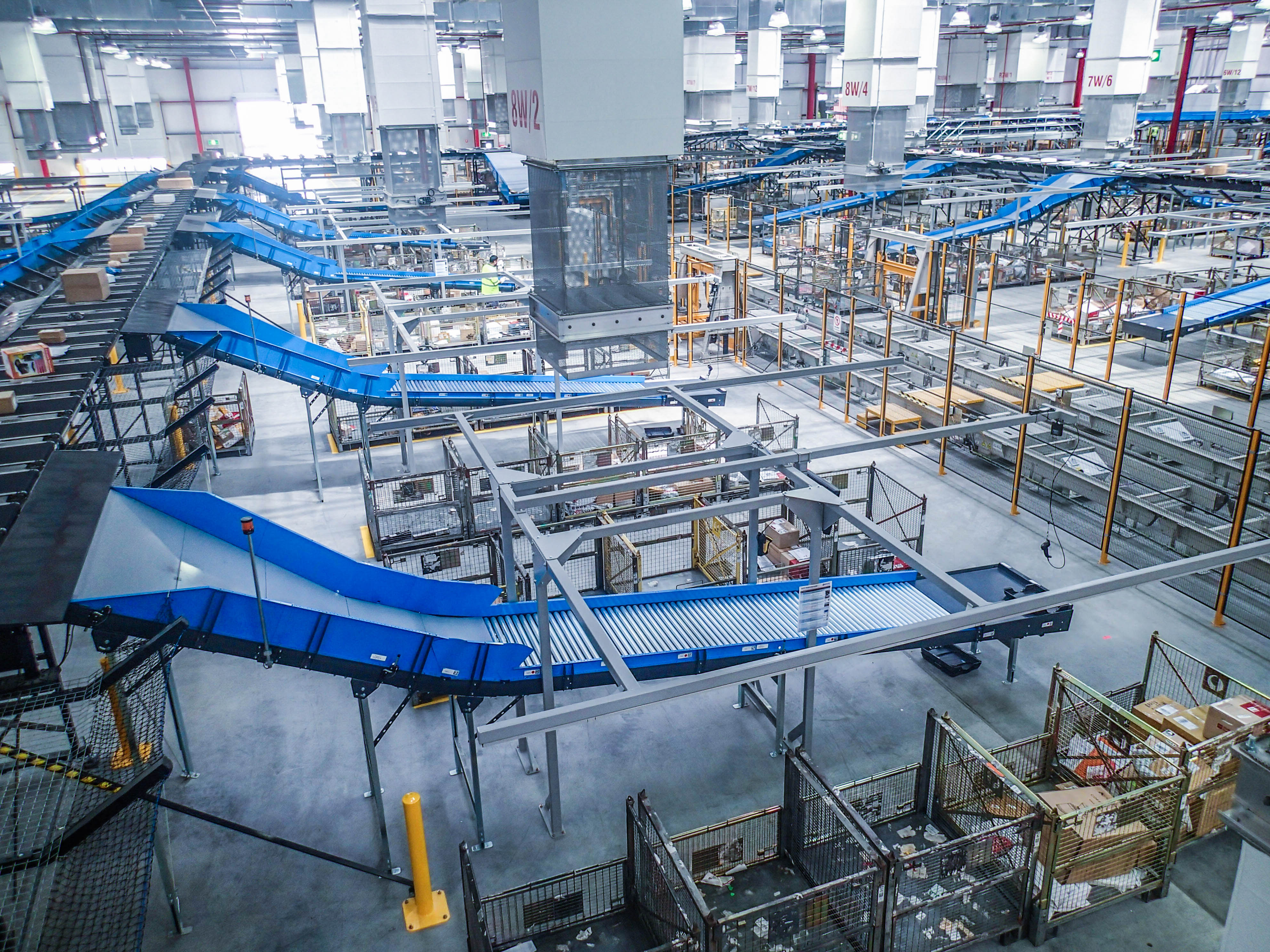 Australia Post | Parcel handling and sortation systems